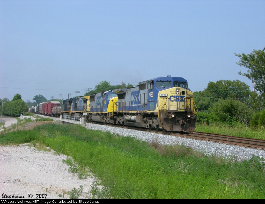 CSX 7733,8782,7735,and 5291 Q574 northbound